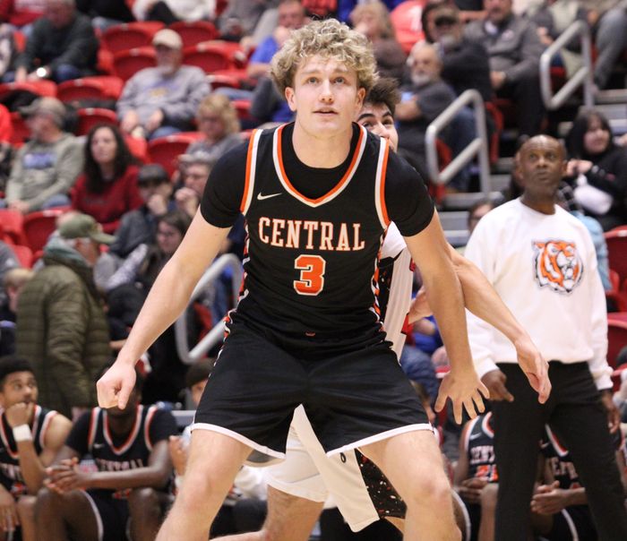 Photo gallery: Chaffee vs Cape Central, Southeast Missourian Christmas...