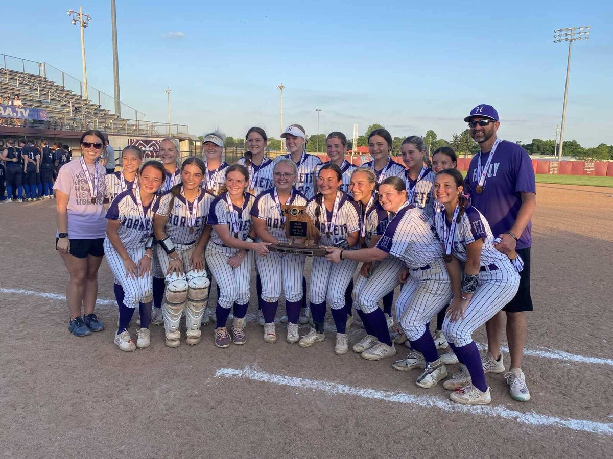 Holcomb Lady Hornets athletes tapped for prestigious teams,