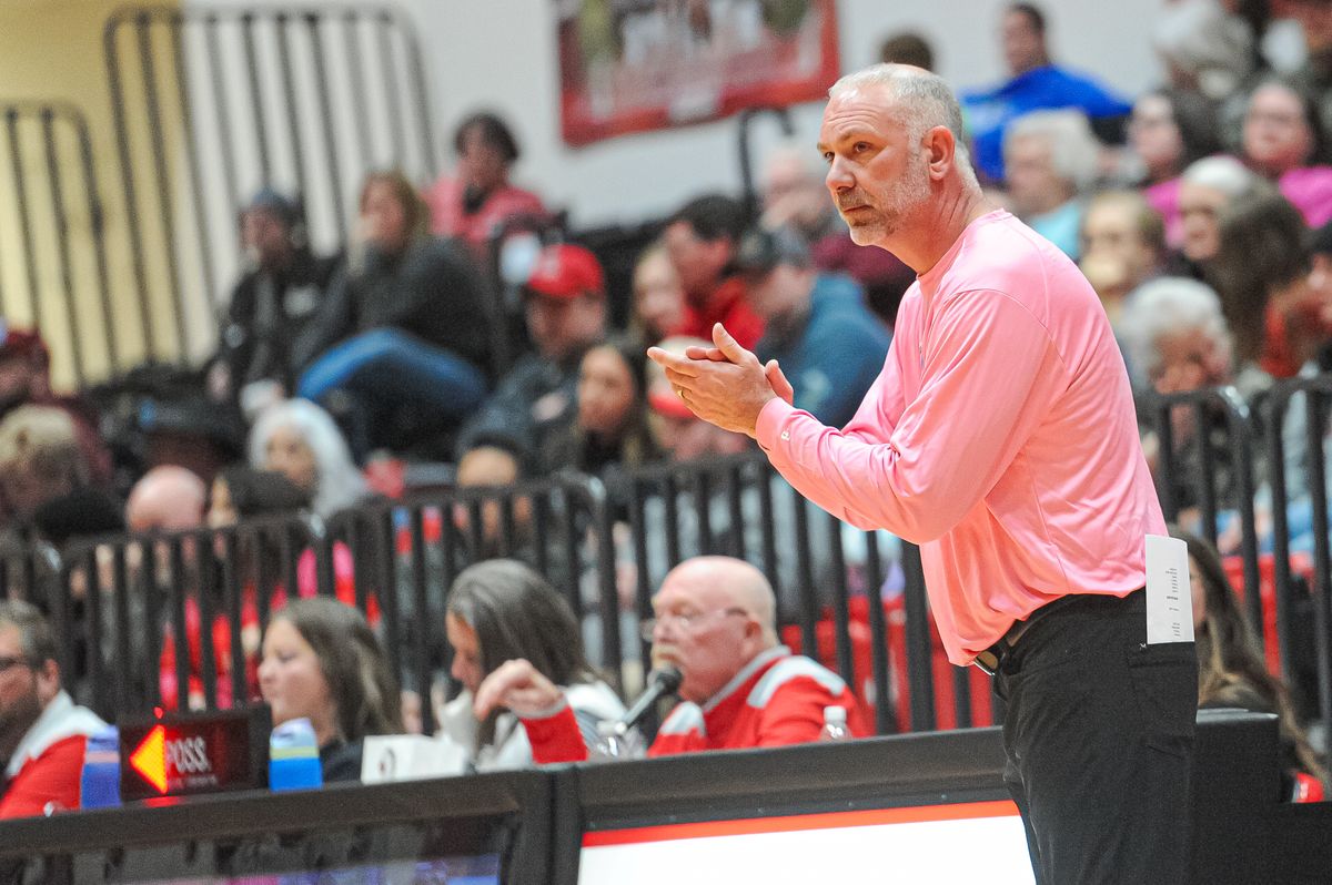 Photo gallery: Jackson vs. Ladue Horton Watkins boys basketb...