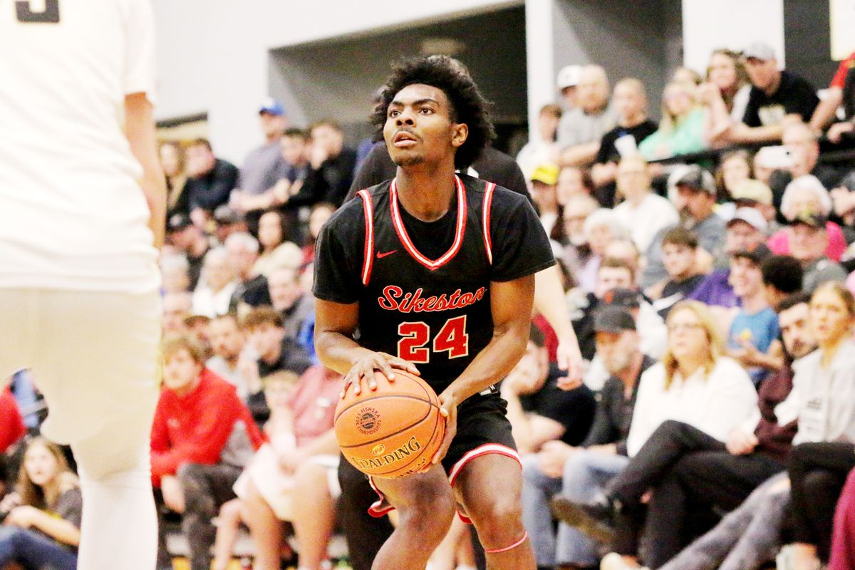 Sikeston’s PJ Farmer named SEMO Conference POTY