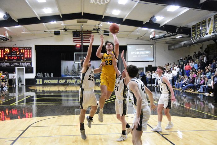 Doniphan Crushes Naylor 76-46 on Homecoming