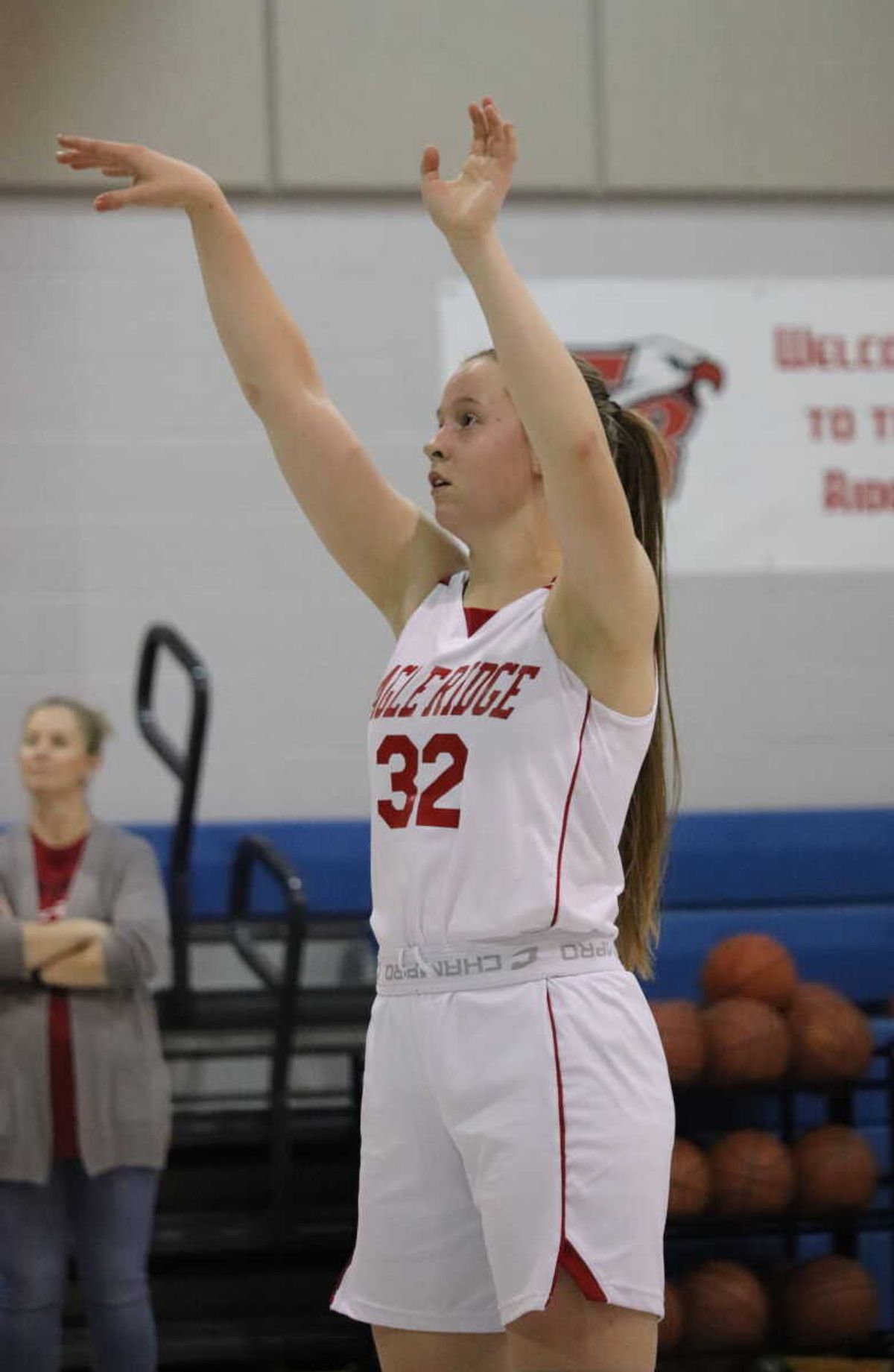 Girls Basketball Roundup, Nov. 30: Eagle Ridge survives home contest a...