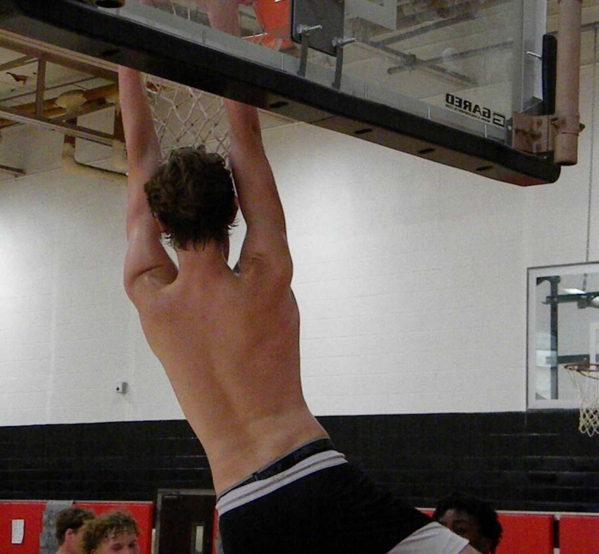 Sikeston BIG man is spending summer making BIG strides in hi...