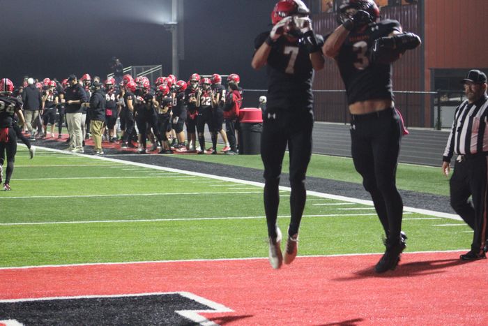 Bearcats overcome slow start, dominate Scott City with Chaffee 42-7 in...