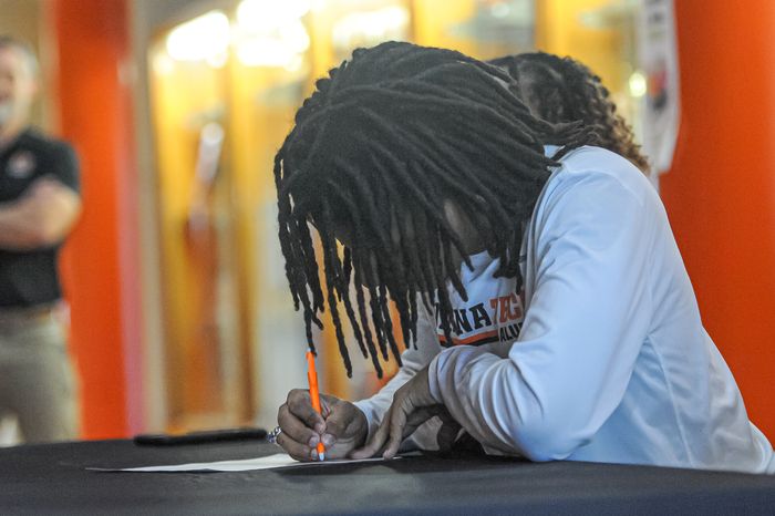 Cape Central's Wilderness pens track NLI with Indiana Tech