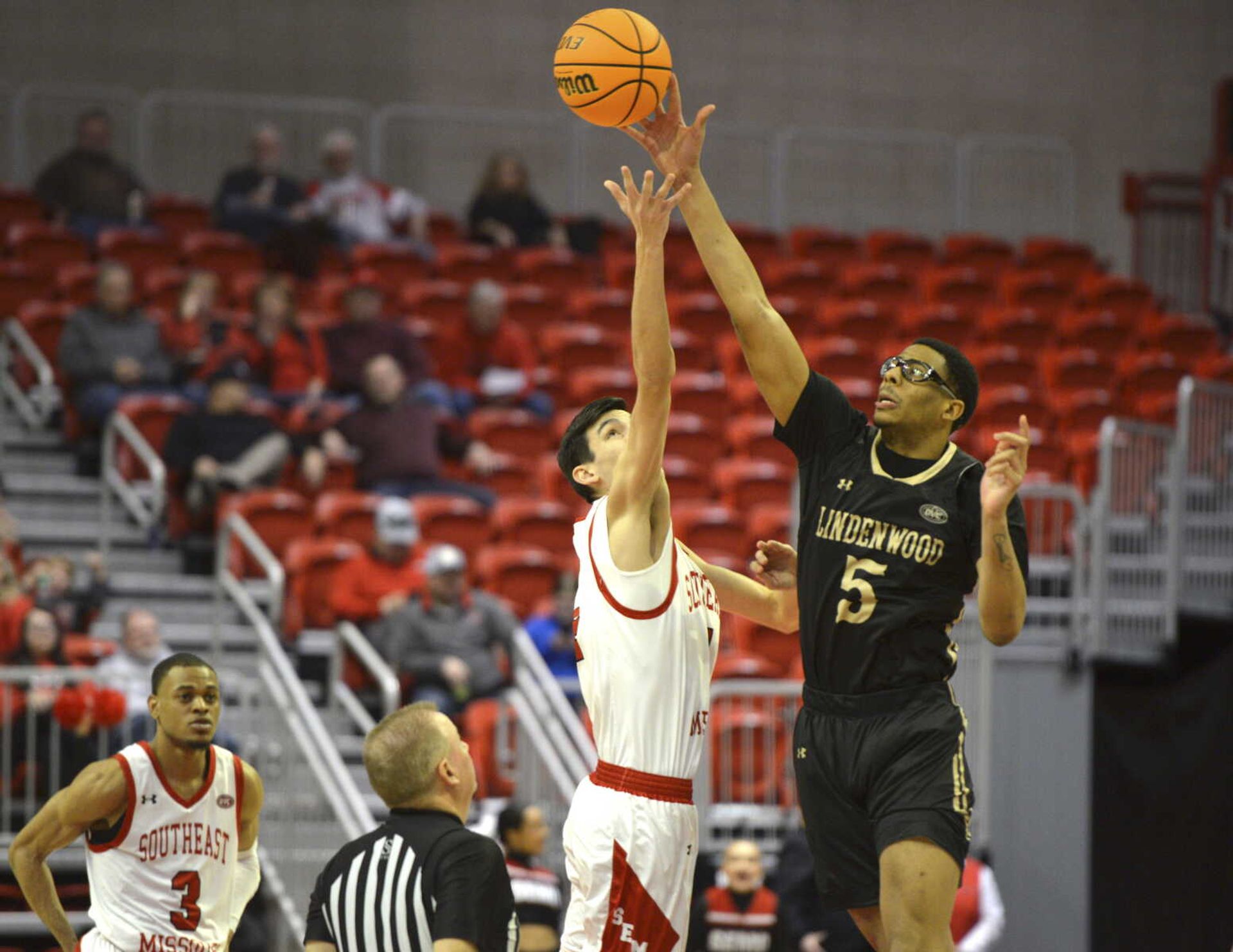 Keenon Cole scores 42 as Lindenwood gets revenge on SEMO
