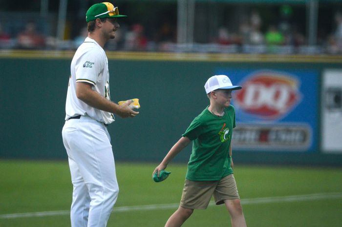 REX Baseball offense shines, Catfish fall 10-4