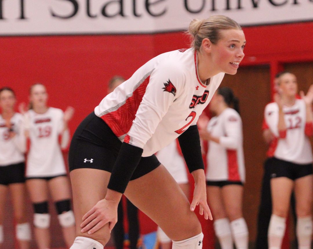 Redhawks sweep UT Martin to open OVC play, celebrate major player mile...