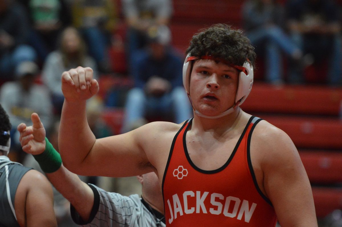 Wessell, Jackson wrestling surge at Missouri/Illinois Challe...