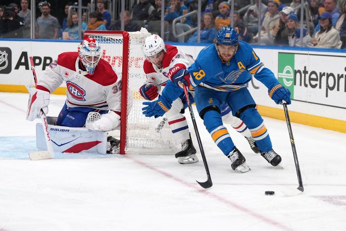 St. Louis Blues leading scorer Robert Thomas is out 2 weeks with a low...