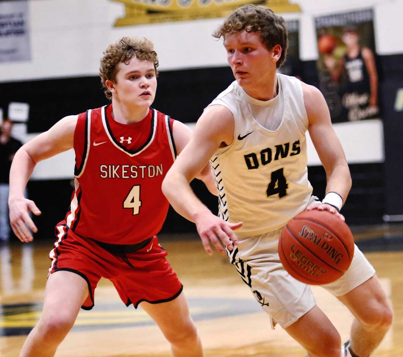 Sikeston spoils Dons’ home finale