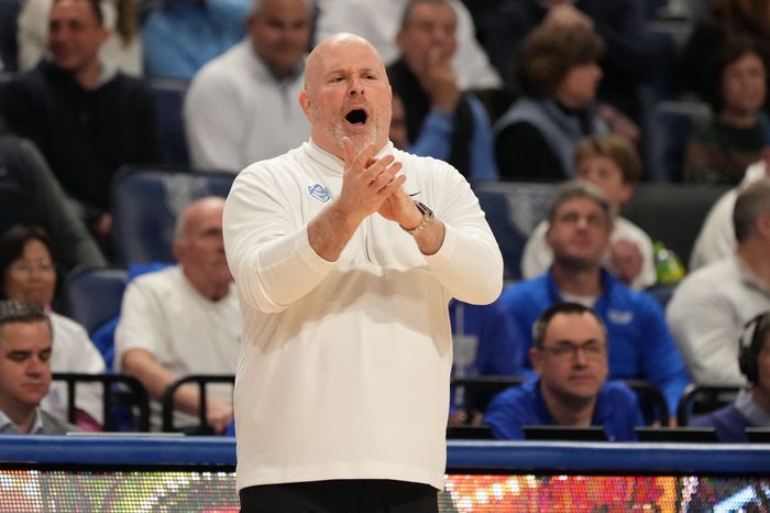 No. 19 Saint Louis' 15-game winning streak puts it in elite company he...