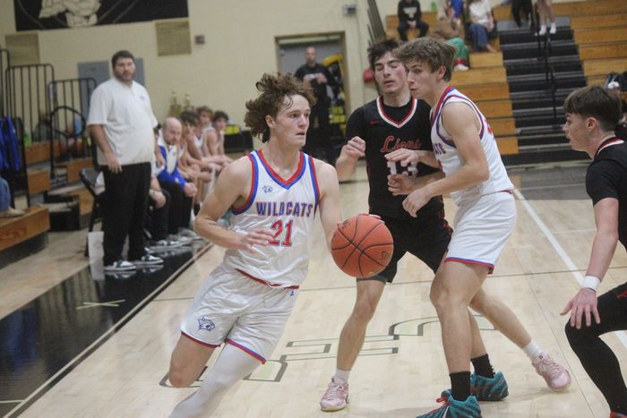 Photo gallery: Cooter powers past Senath-Hornersville for Campbell Chr...