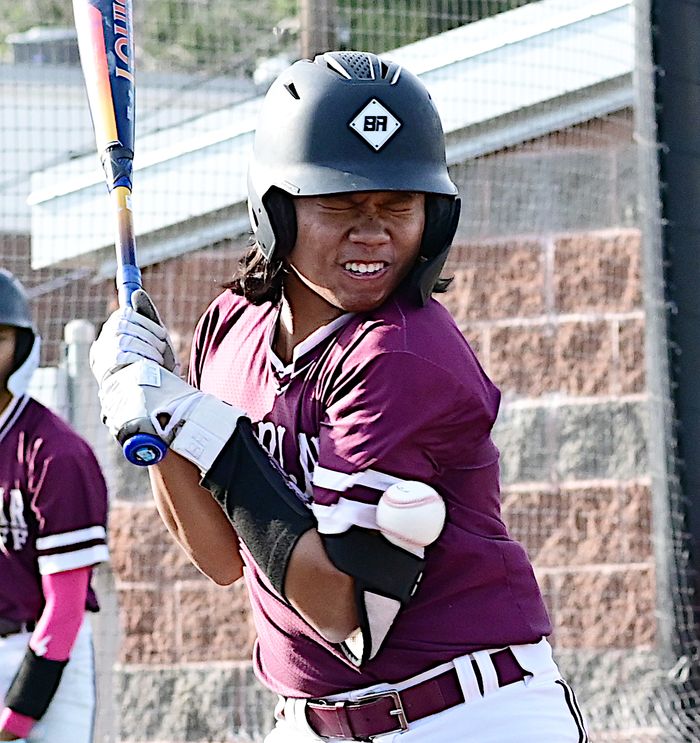 Mules power past Cooter