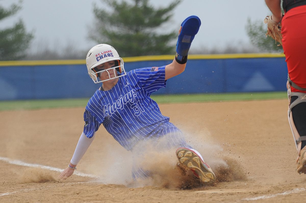 Deckerd dazzles as Bluejays’ third-inning rally dictates big win over ...