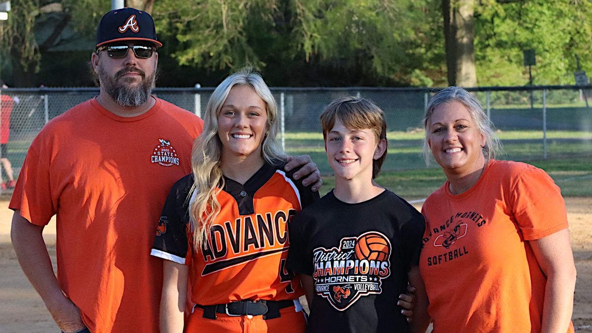 Carlton adjusts to new role after season-ending injury