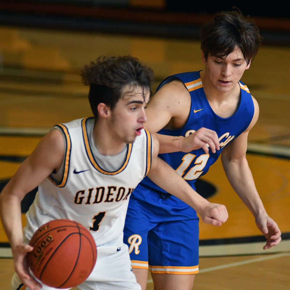 Hoops 21: Gideon looks to Woodard, others for leadership