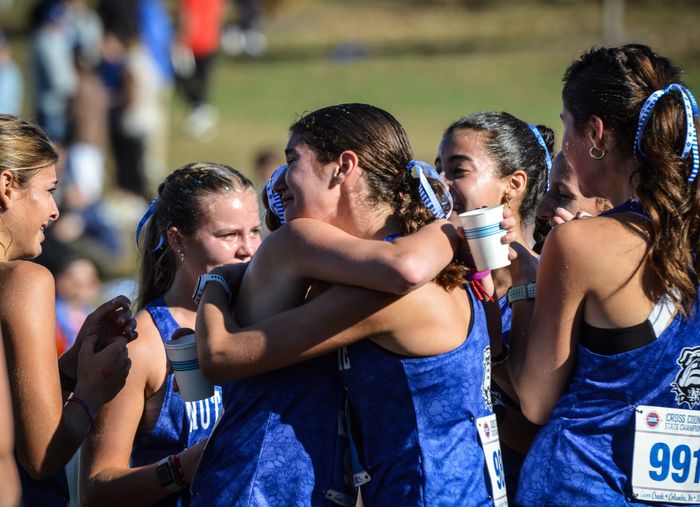 Notre Dame wins first girls cross country state team title in school h...