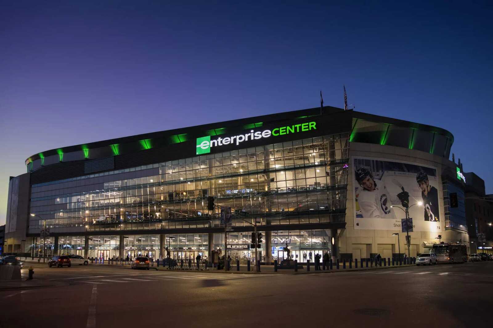 Missouri natives headline UFC's return to St. Louis