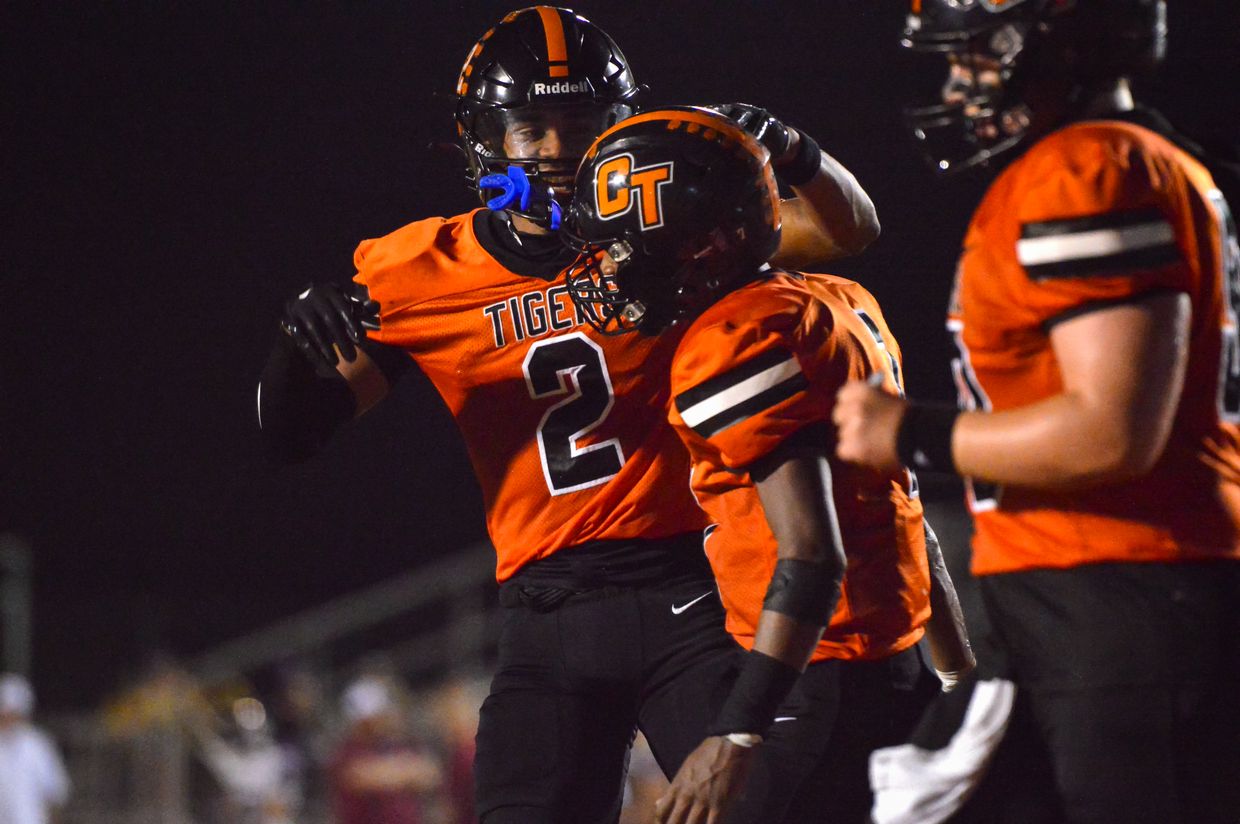 Cape Central staves off Poplar Bluff 28-22 on Homecoming Night