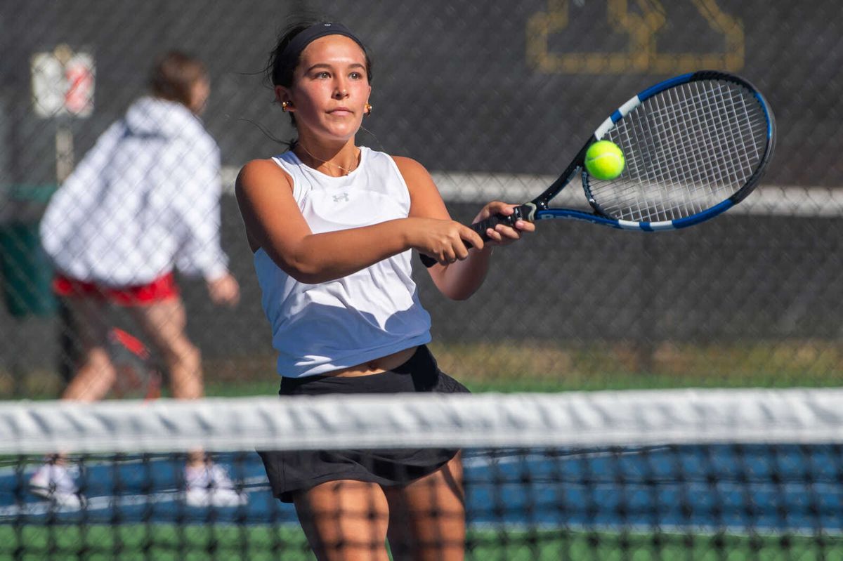 Kennett shows out in Class 1 tennis districts