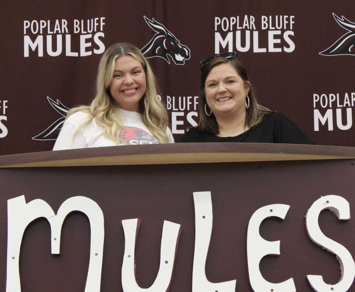 Stomp and Roar: Coleman signs with SEMO cheerleading squad