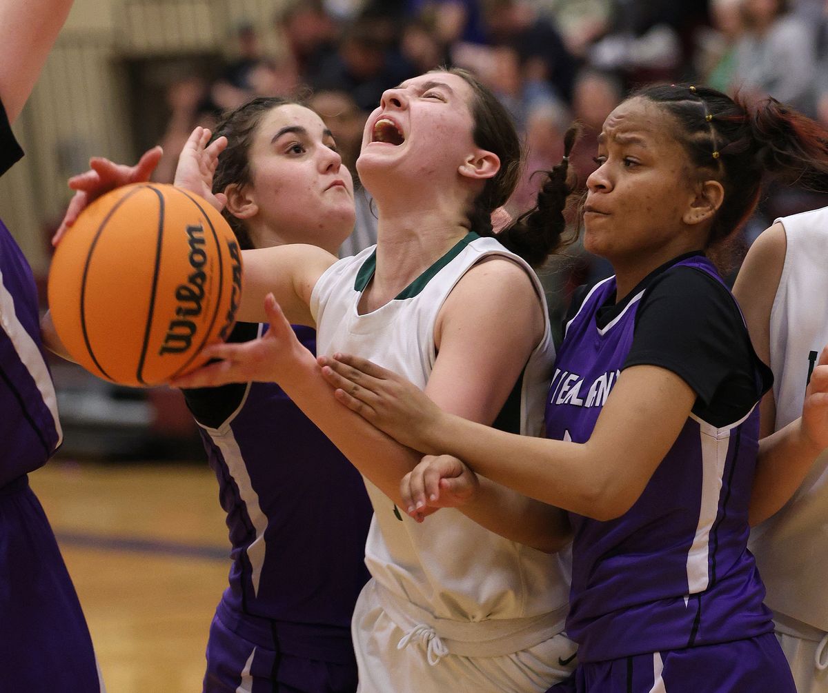 WBA Girls Fall to Overland in State Semi-Finals