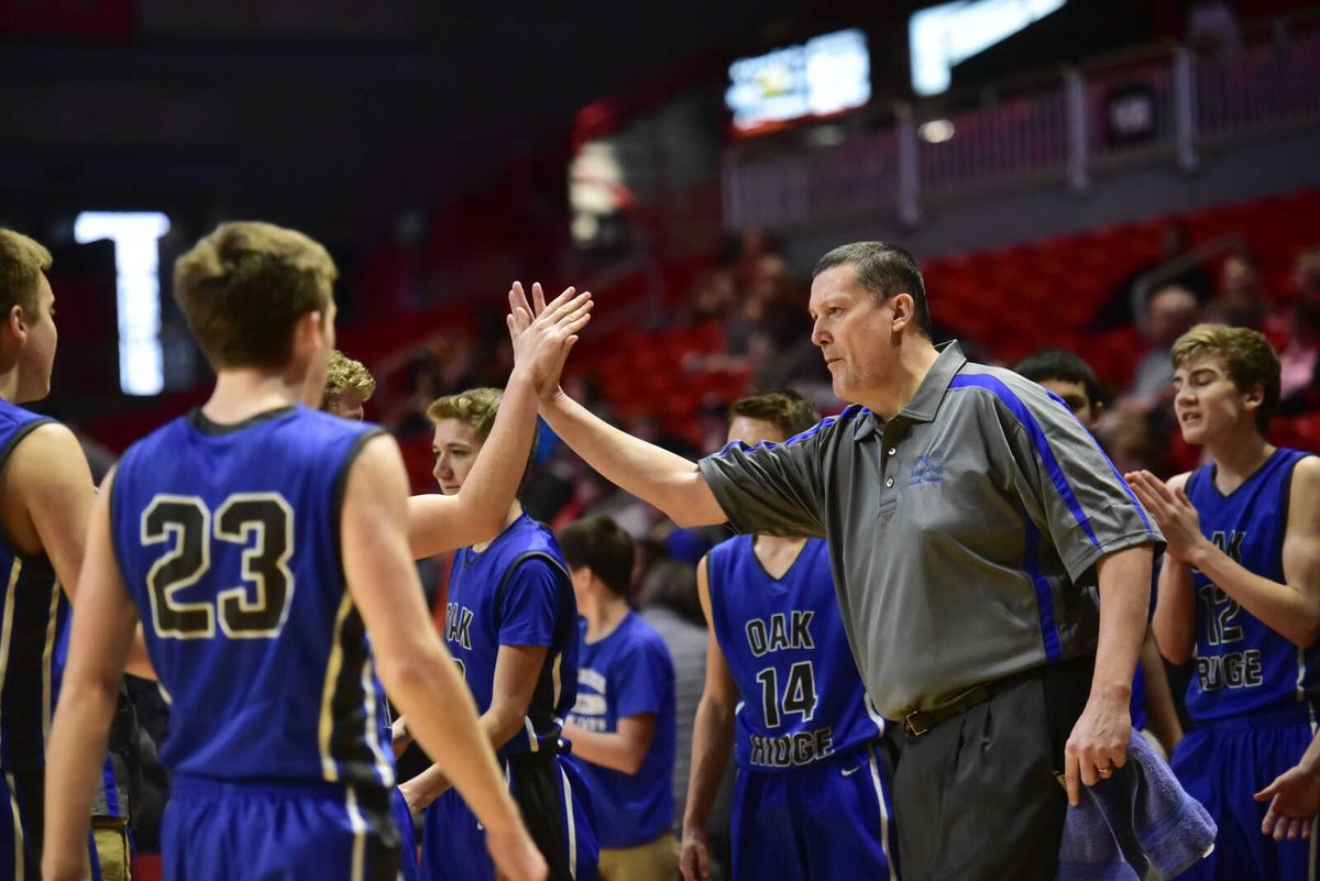 Chris Trimmer comes out of retirement to coach Woodland boys basketbal...