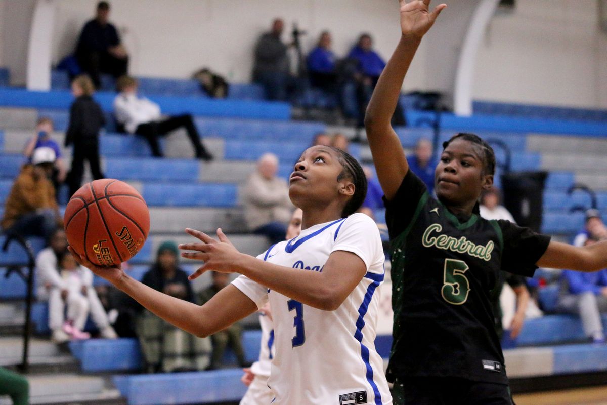 Portageville clicks early, never looks back against NMCC