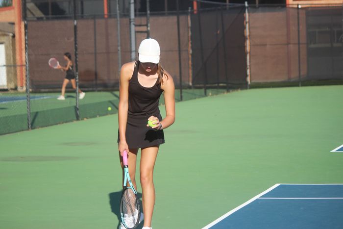 Kennett-Holcomb tennis honors seniors in home finale against Frederick...