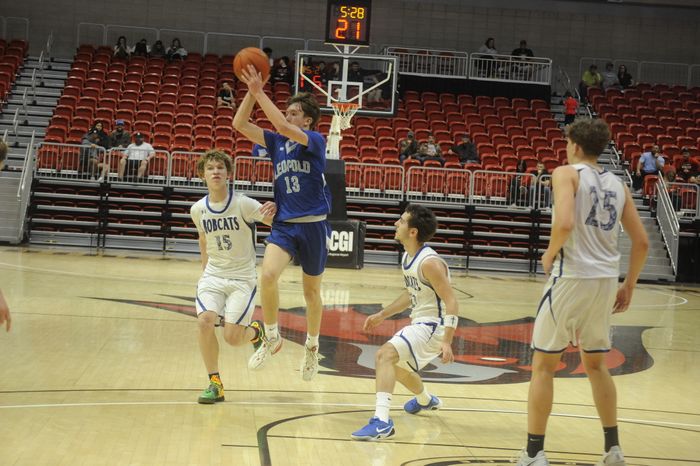 Delta's hot shooting sinks Leopold 70-55 in seMissourian Tourney opene...