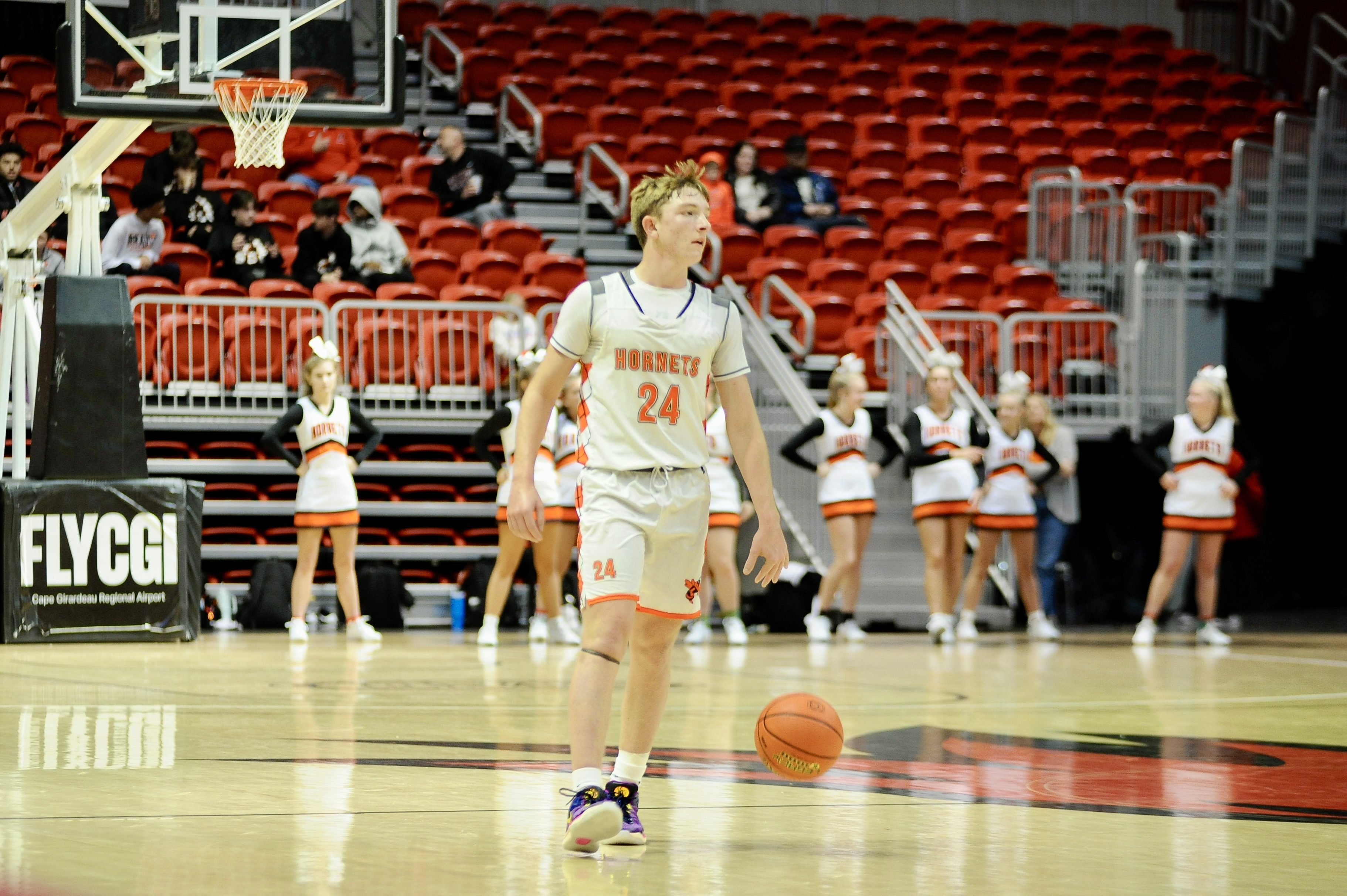 Hornets sting Panthers with late field goal, Advance to consolation se...