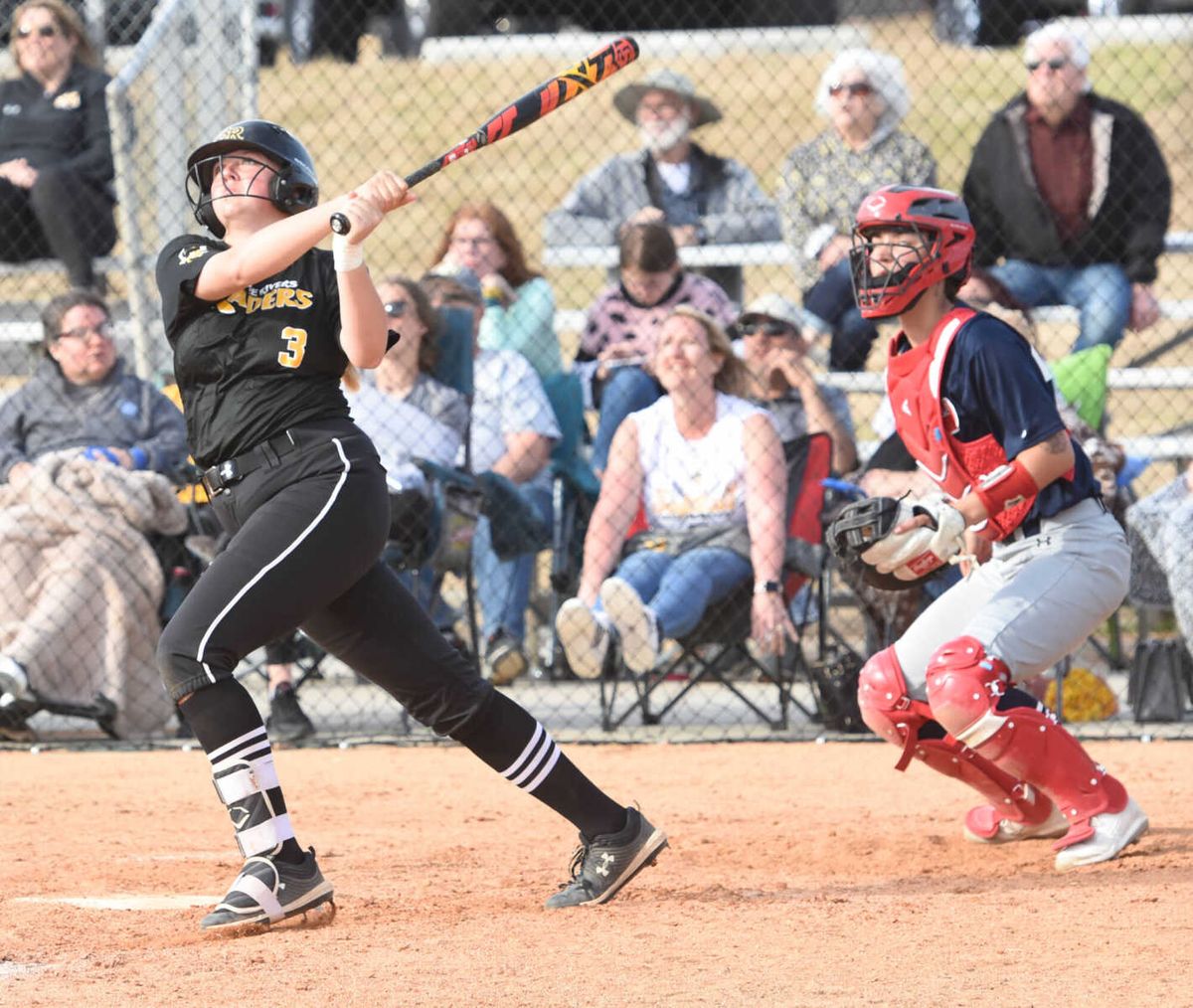 Three Rivers softball splits with Jefferson