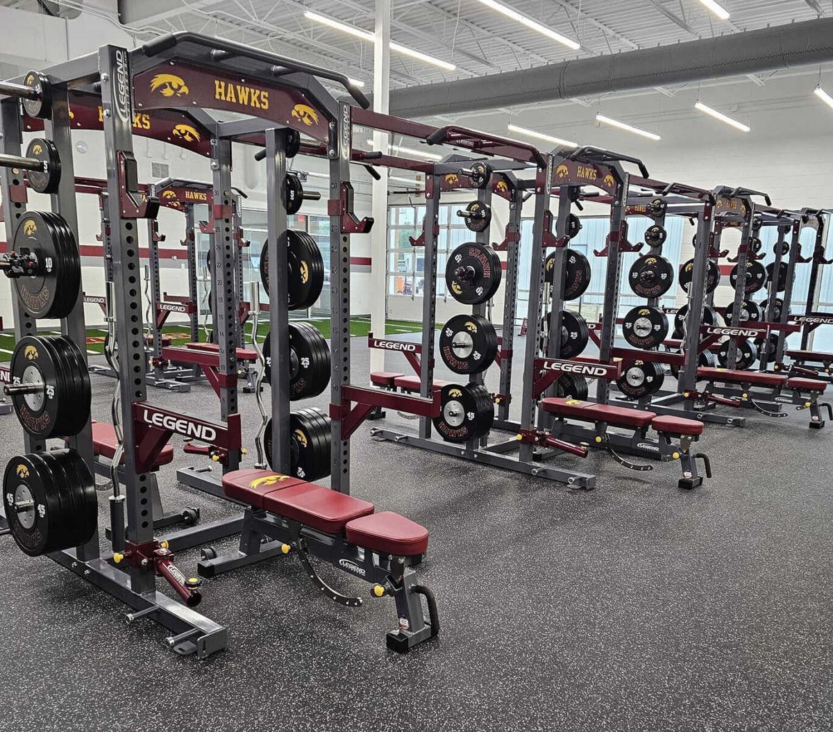 Kelly expands athletic offerings, adds wrestling and volleyball