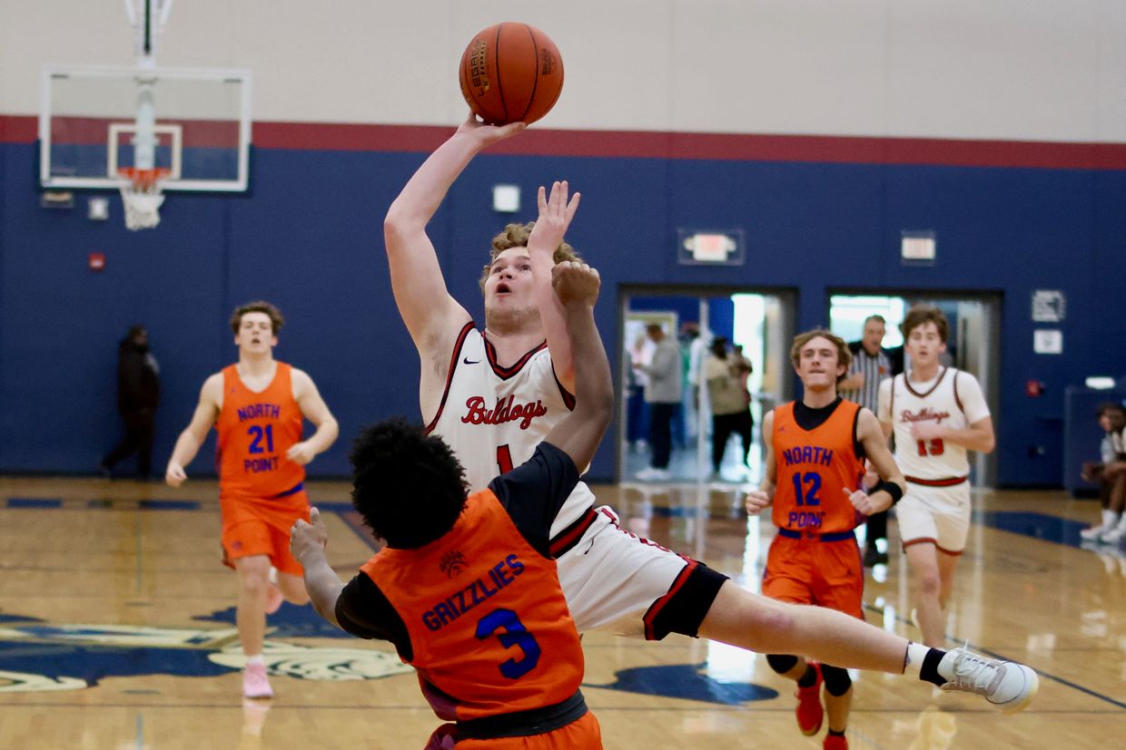 Sikeston pushes to 10-0, moves to St. Dominic semifinals