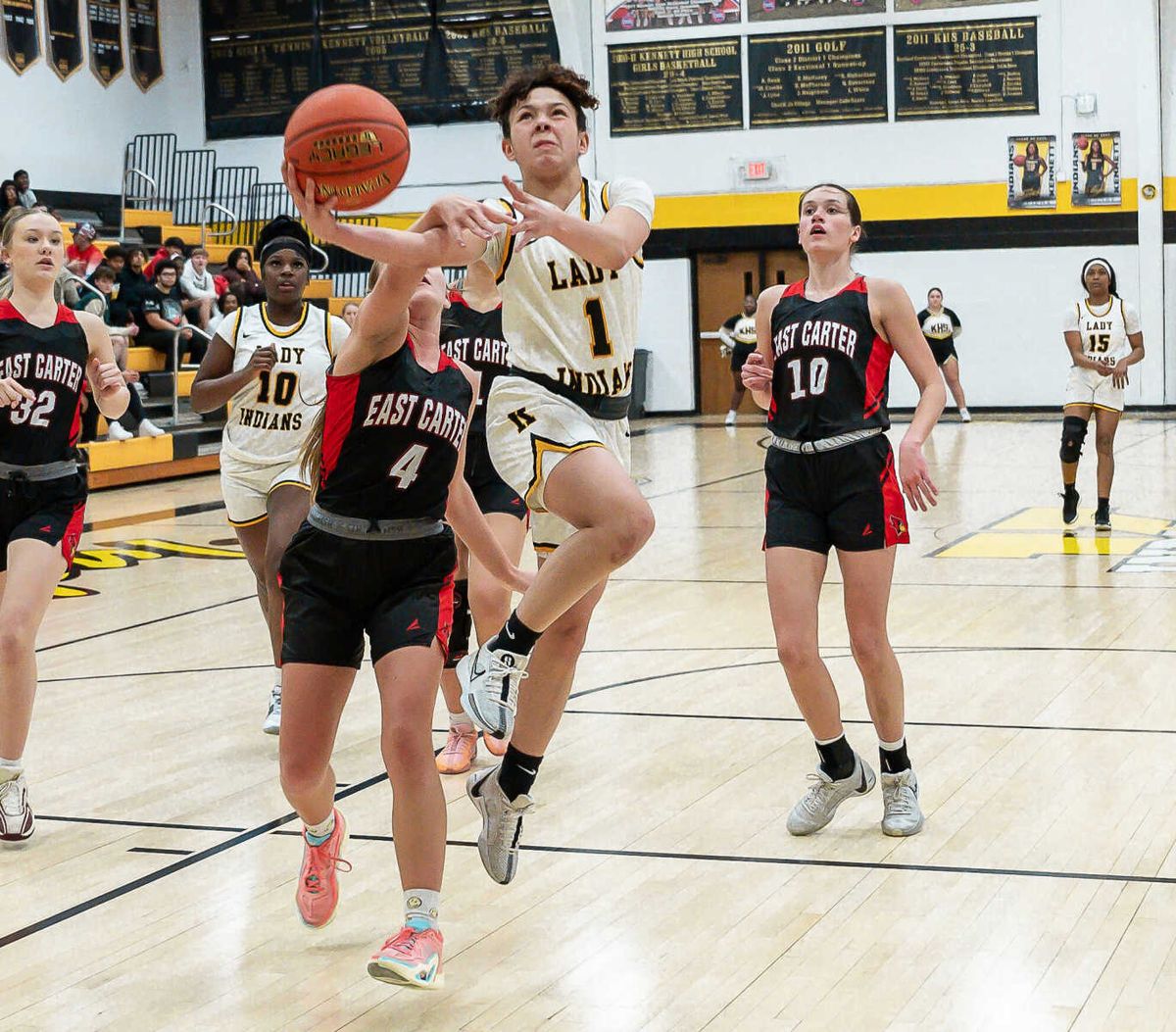 Kennett picks up comeback win over East Carter