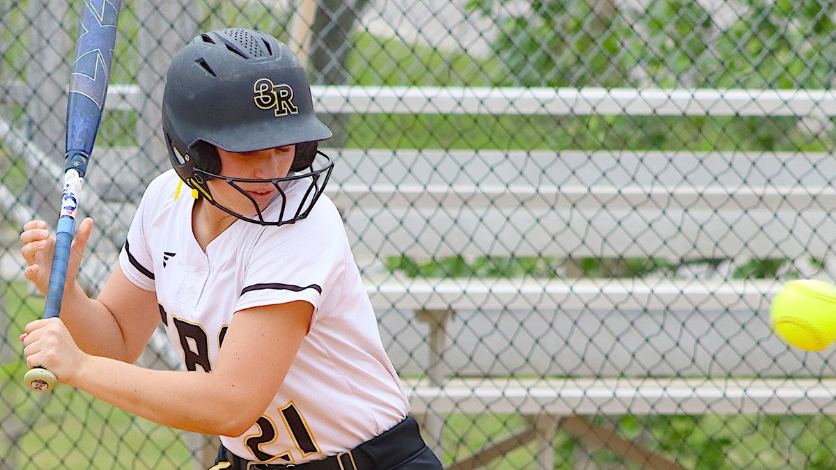 Three Rivers softball splits doubleheader as Crabb dazzles, but errors...