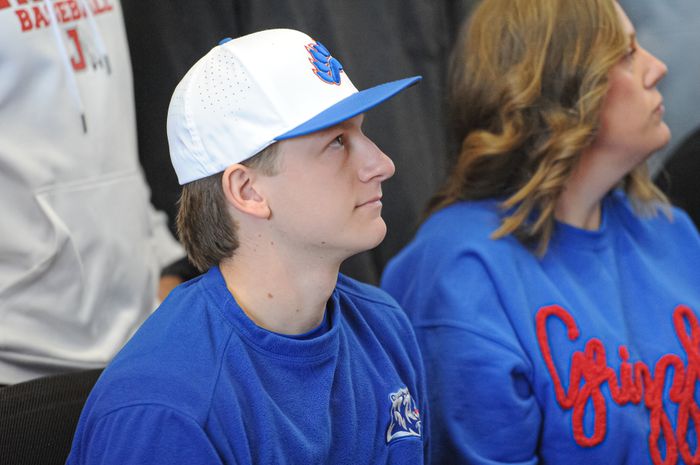 Jackson's Carter signs baseball NLI with Missouri State-West Plains