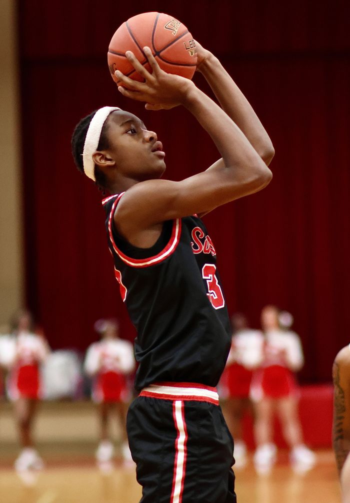 Sikeston snaps skid with complete performance at Caruthersville