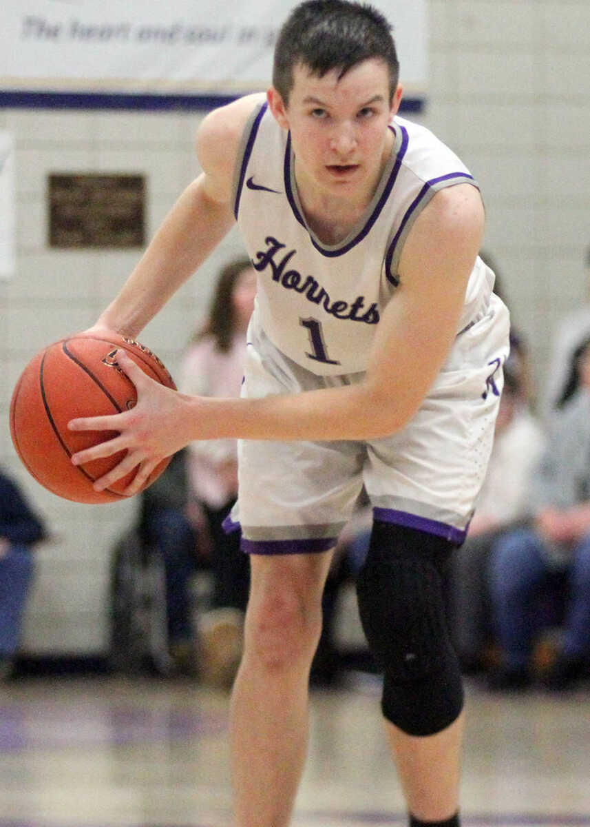 Boys Basketball: Holcomb vs. Risco