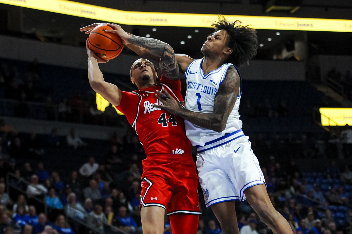 SEMO men's basketball opening loss at Saint Louis showcases early stre...