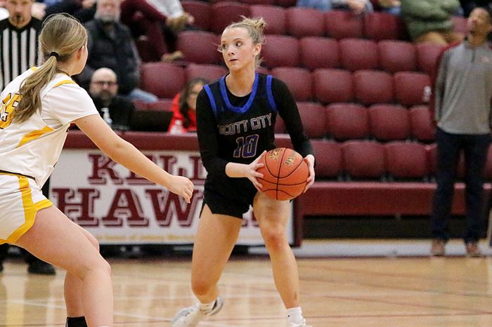 Scott City breaks open tight game late to win at Kelly