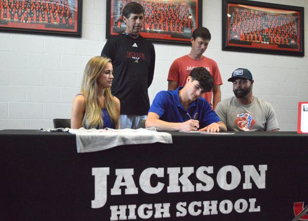 Jackson soccer’s Aiden McMinn signs NLI with Florida Southern College
