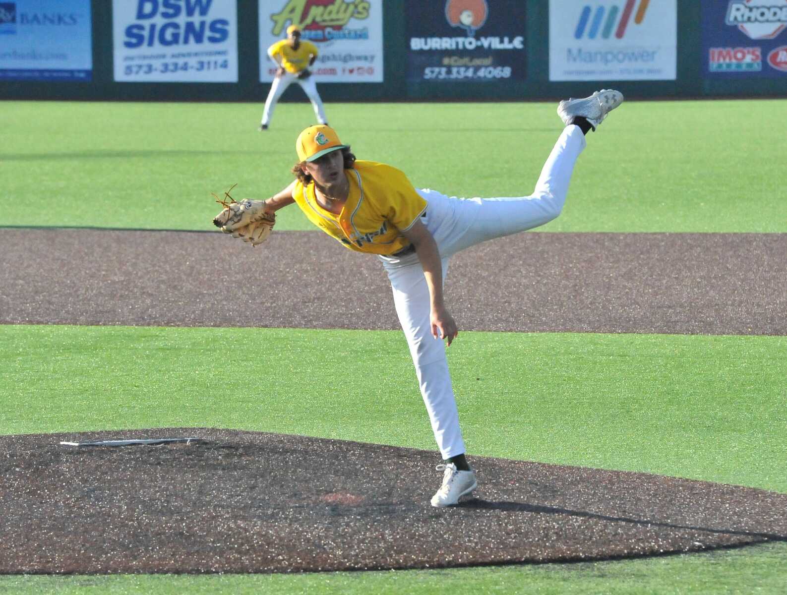 Ortiz lifts Catfish, former Saxony pitcher in Catfish home W