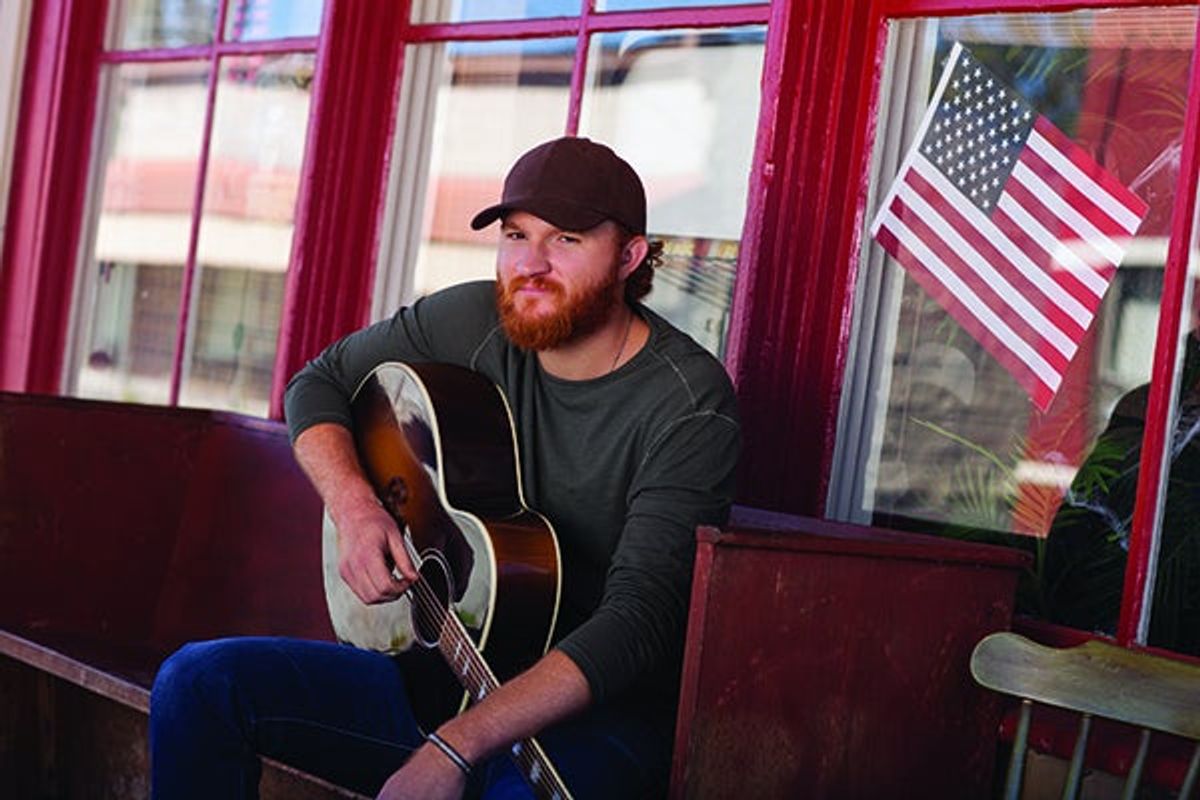 Eric Paslay brings "Friday Night" on a Tuesday night