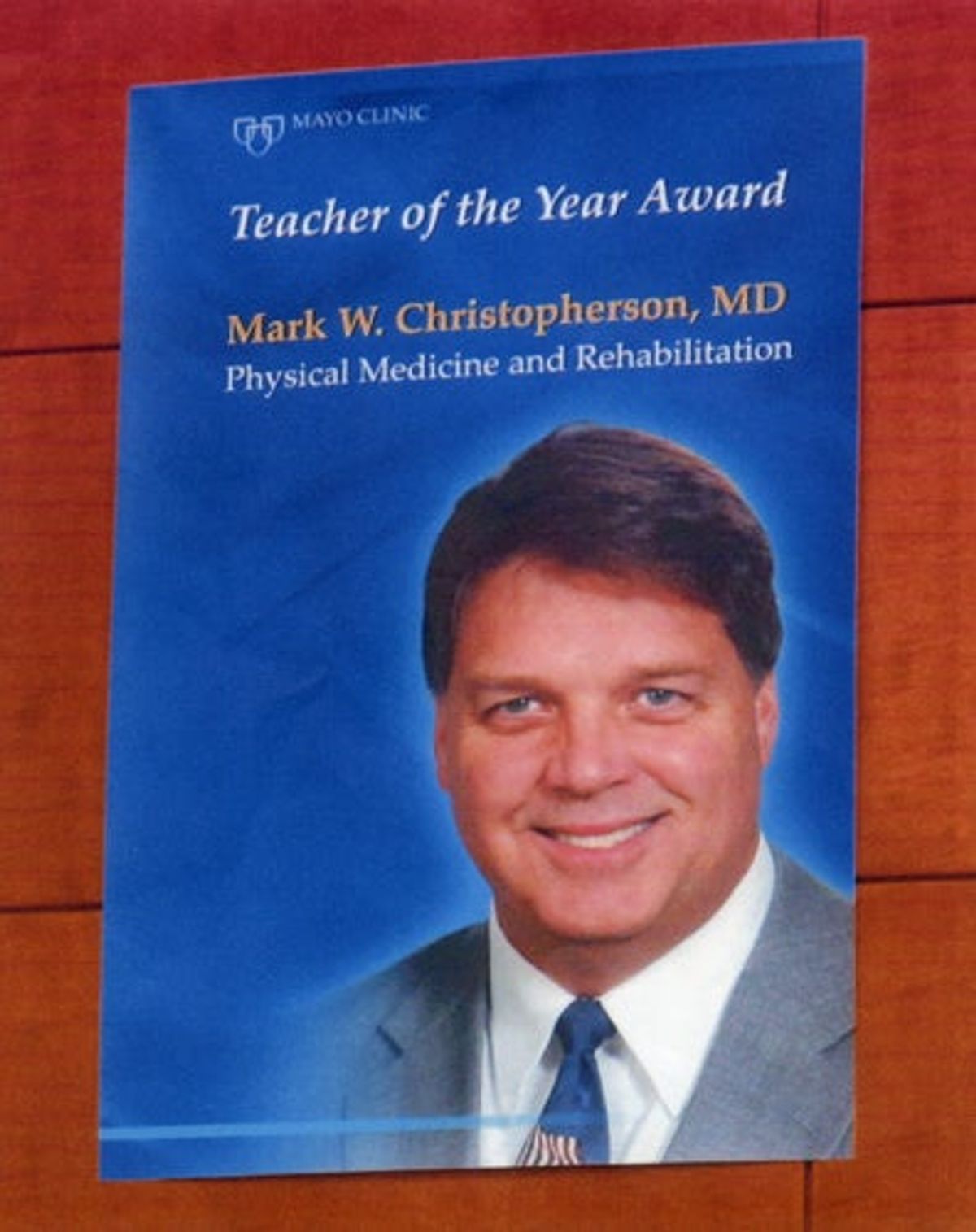 Man receives Teacher of the Year award at Mayo Clinic