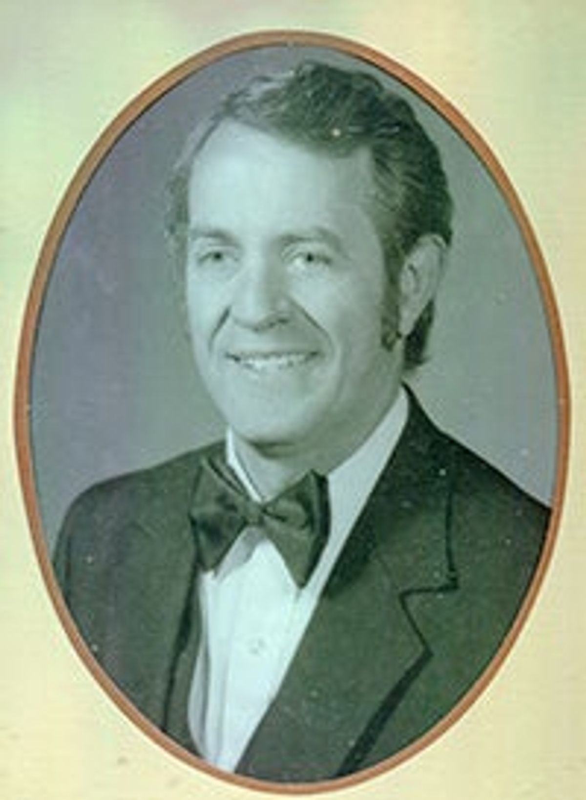 Kenneth Petersen, 1931-2019
