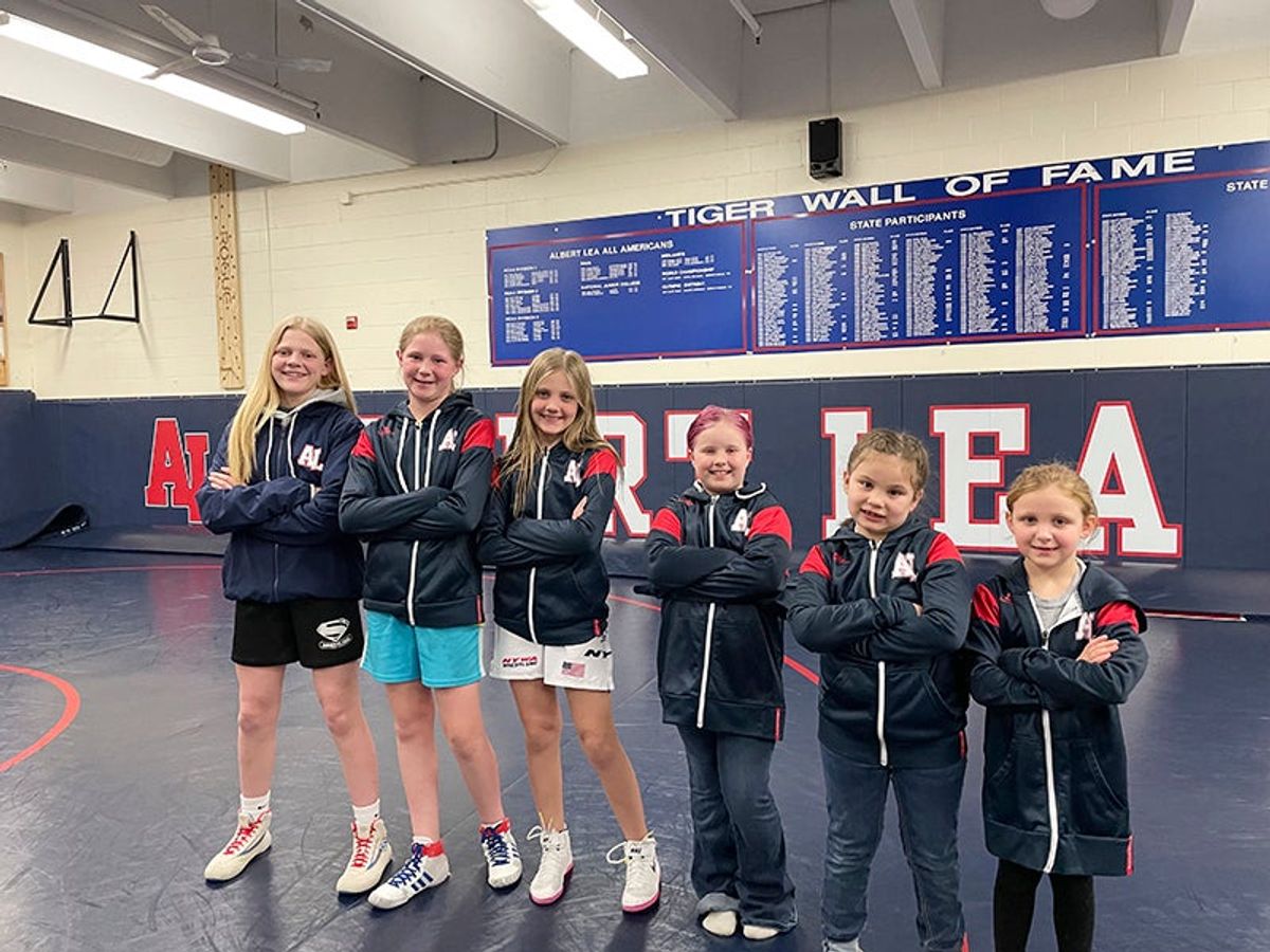 A growing sports program: 6 Albert Lea female wrestlers make...