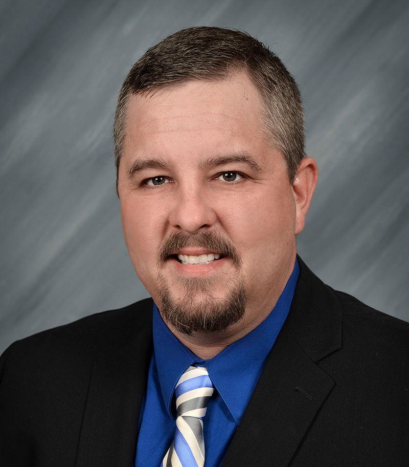 Council accepts Howland's resignation; mayor taking applications for t...