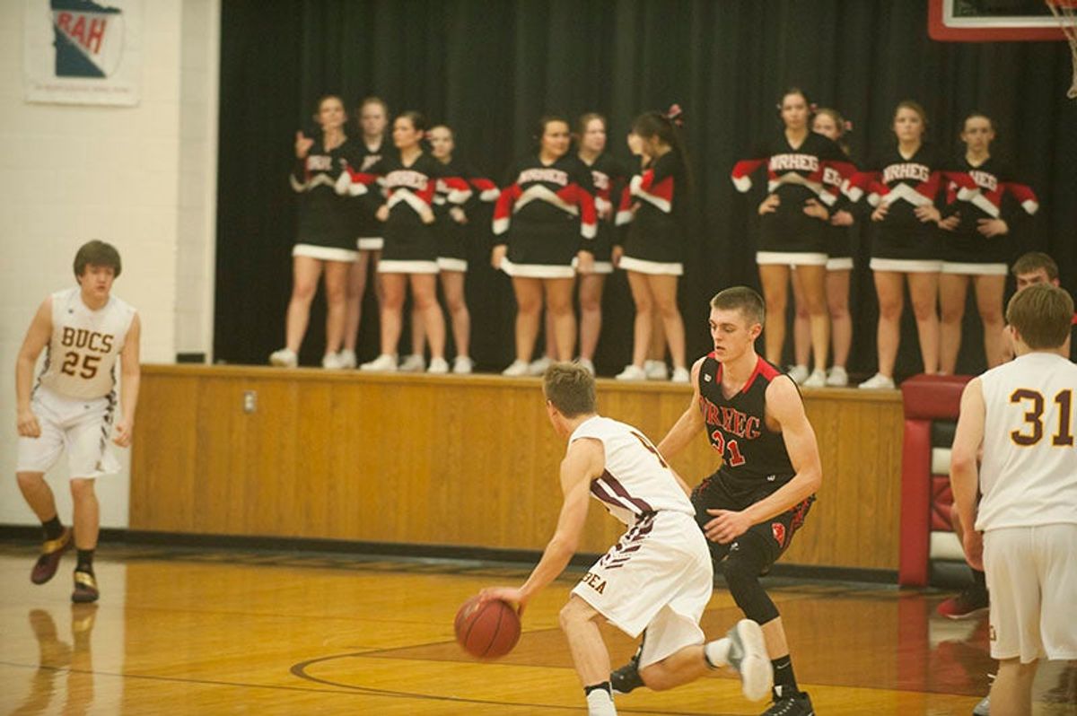 NRHEG ends Maple River's season